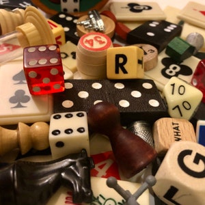 40 Vintage Game Pieces. Pawns, Players and Dice From Classic Games. 10 ...