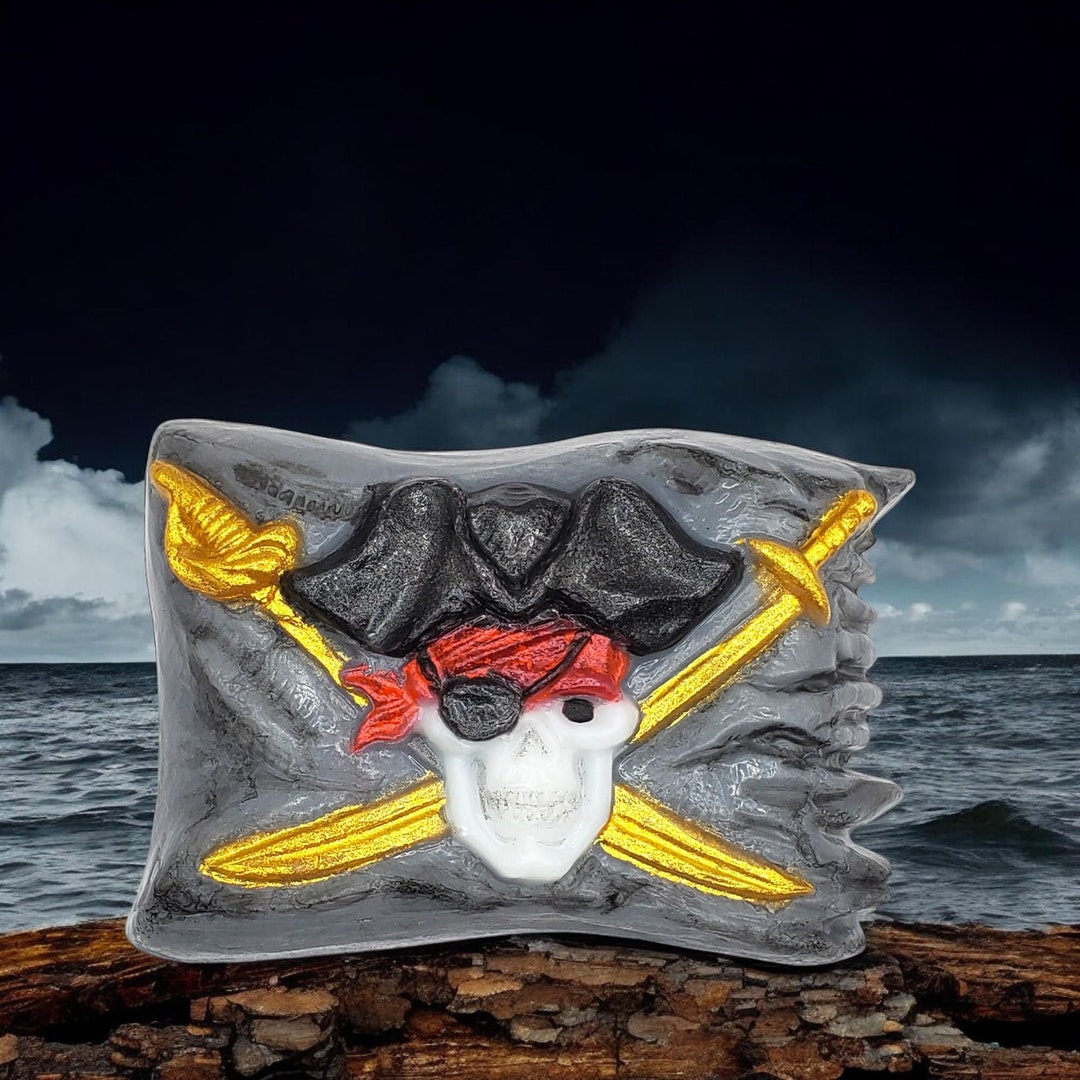 Pirate Skull Soap With 3D Details, Halloween Gift, Bathroom Décor ...