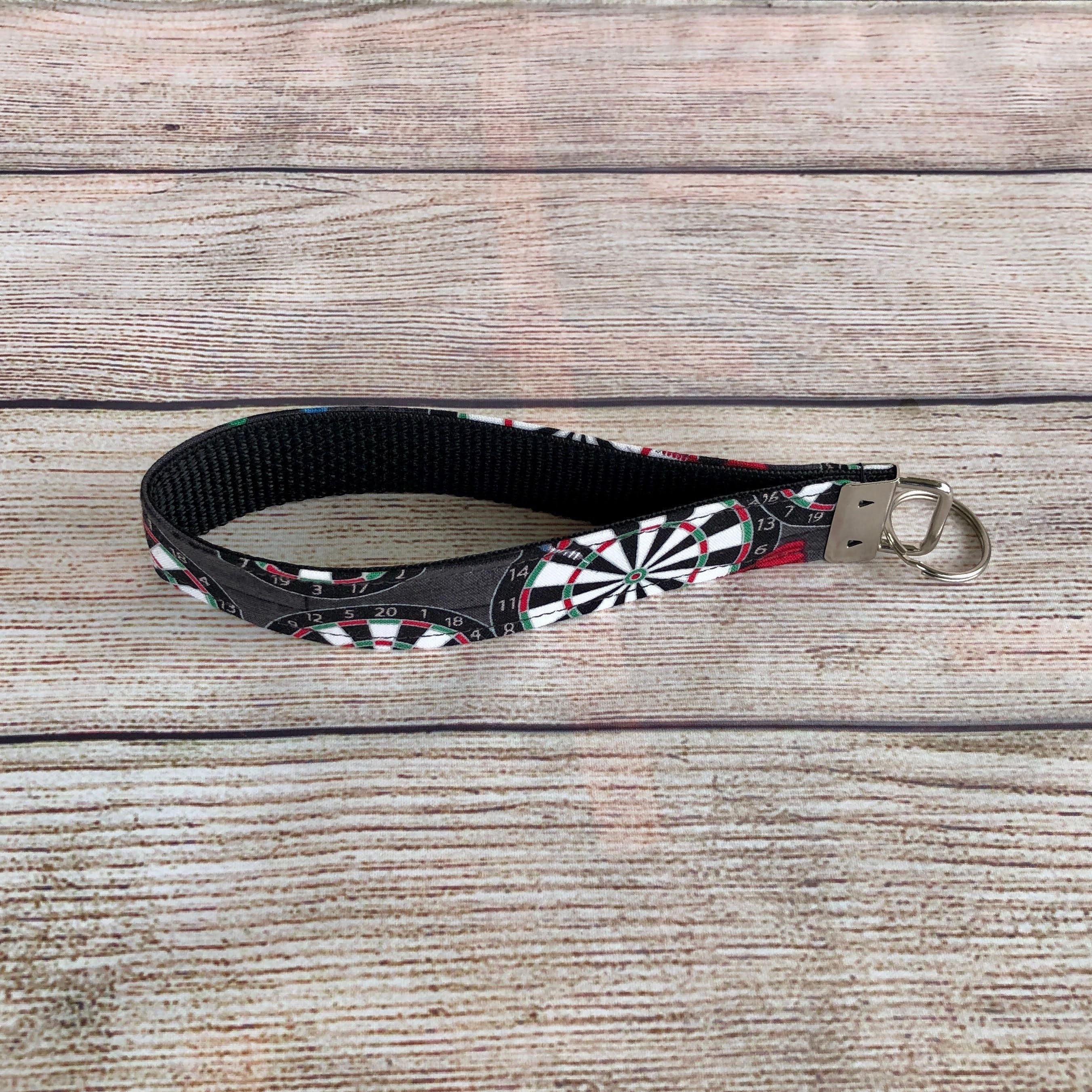Dartboard Keychain, Dart Board Game Wristlet, Handmade Keyring Strap ...