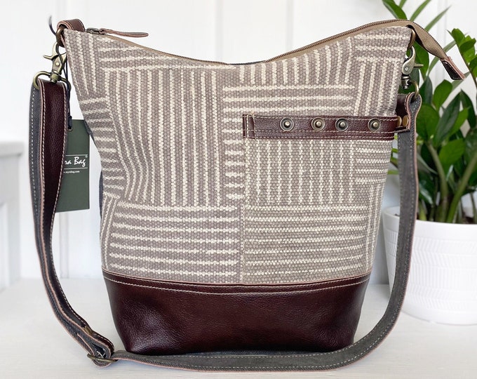 Neutral Colored Shoulder Bag | Made From Leather and Canvas & Rug ...