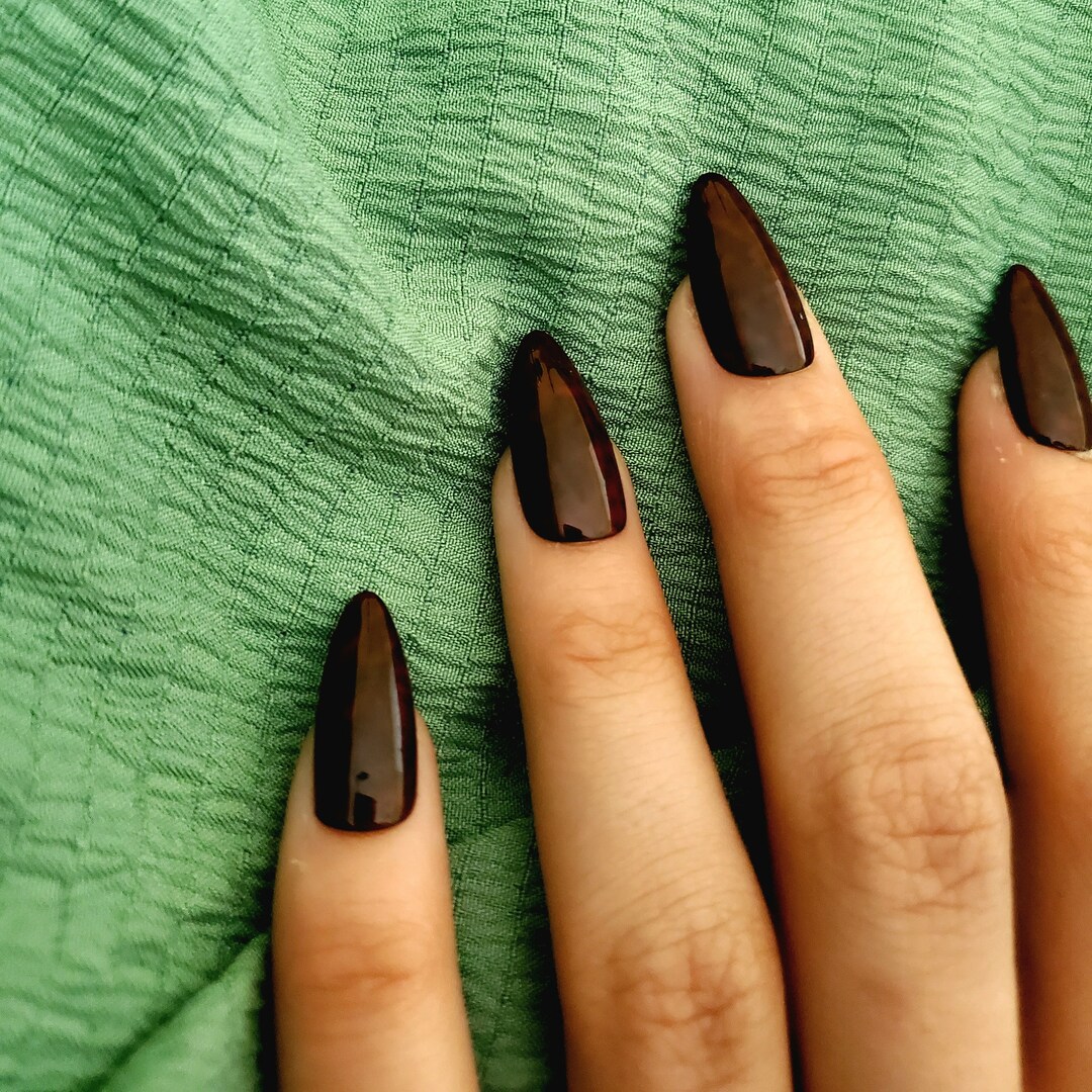 Red Marble Hand Painted Press on Nails Simple Nails - Etsy