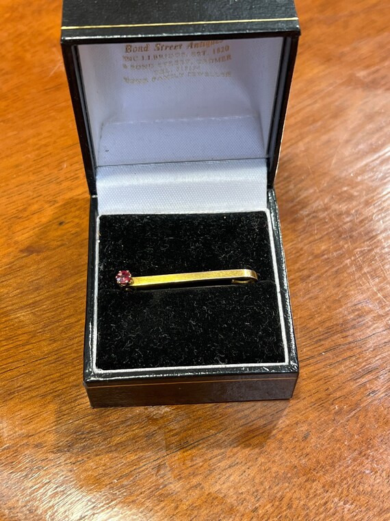 Edward VII 9 CT Gold/Ruby Bar Brooch - Gem