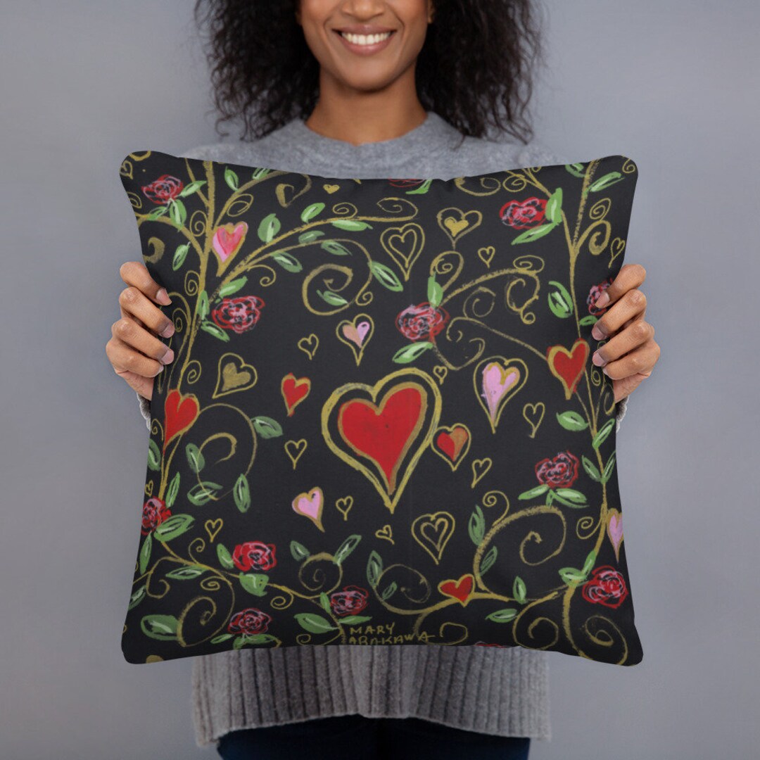 Hearts N' Roses Pillow - Etsy