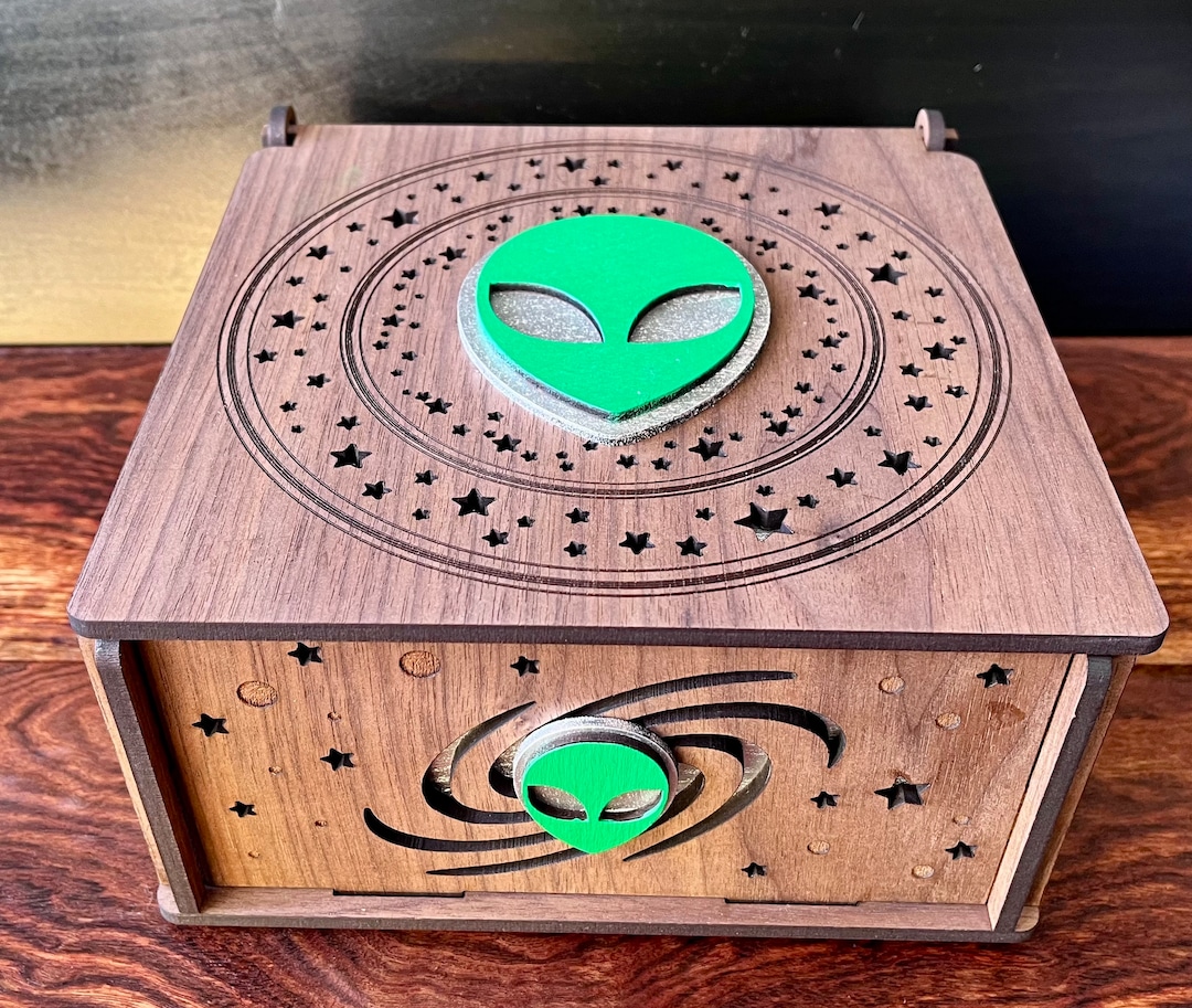 Handcrafted Ufo/alien Walnut Wood Box With Metallic Silver Inserts ...