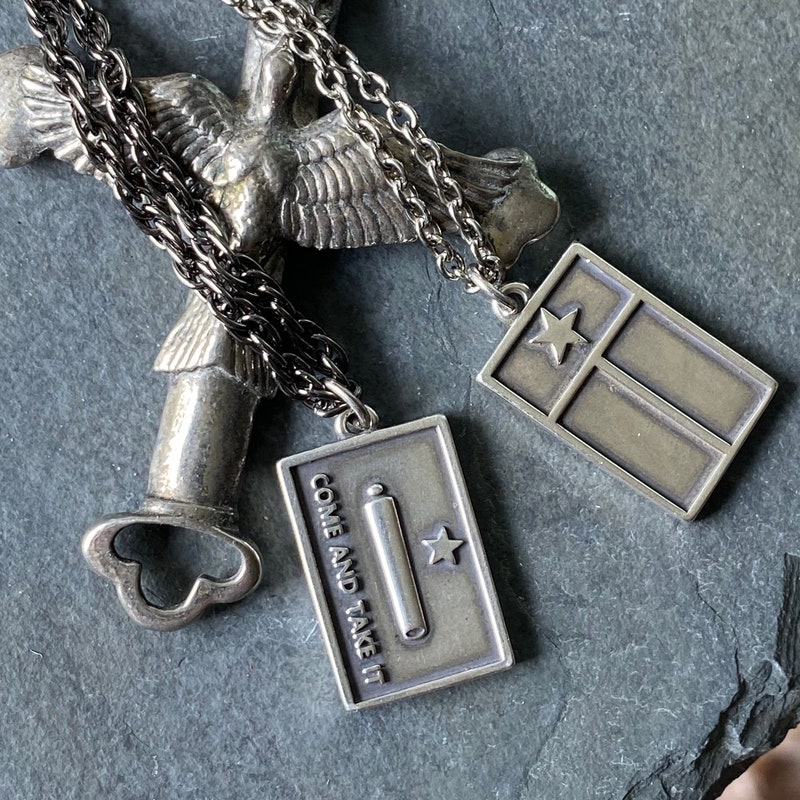 Texas Necklace - Etsy