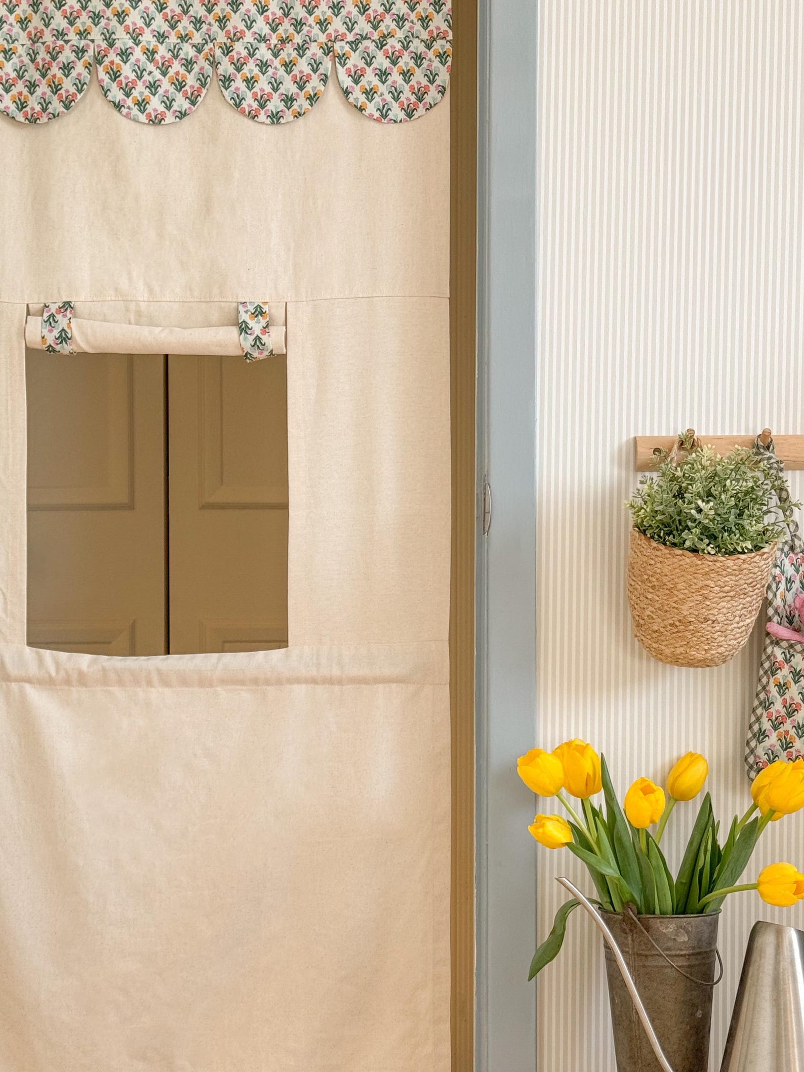Kiosk PDF Sewing Pattern, Doorway Kiosk for Kids - Etsy