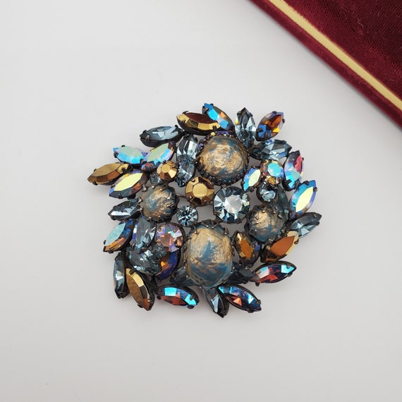 Vintage Regency Signed Brooch Large - Gem