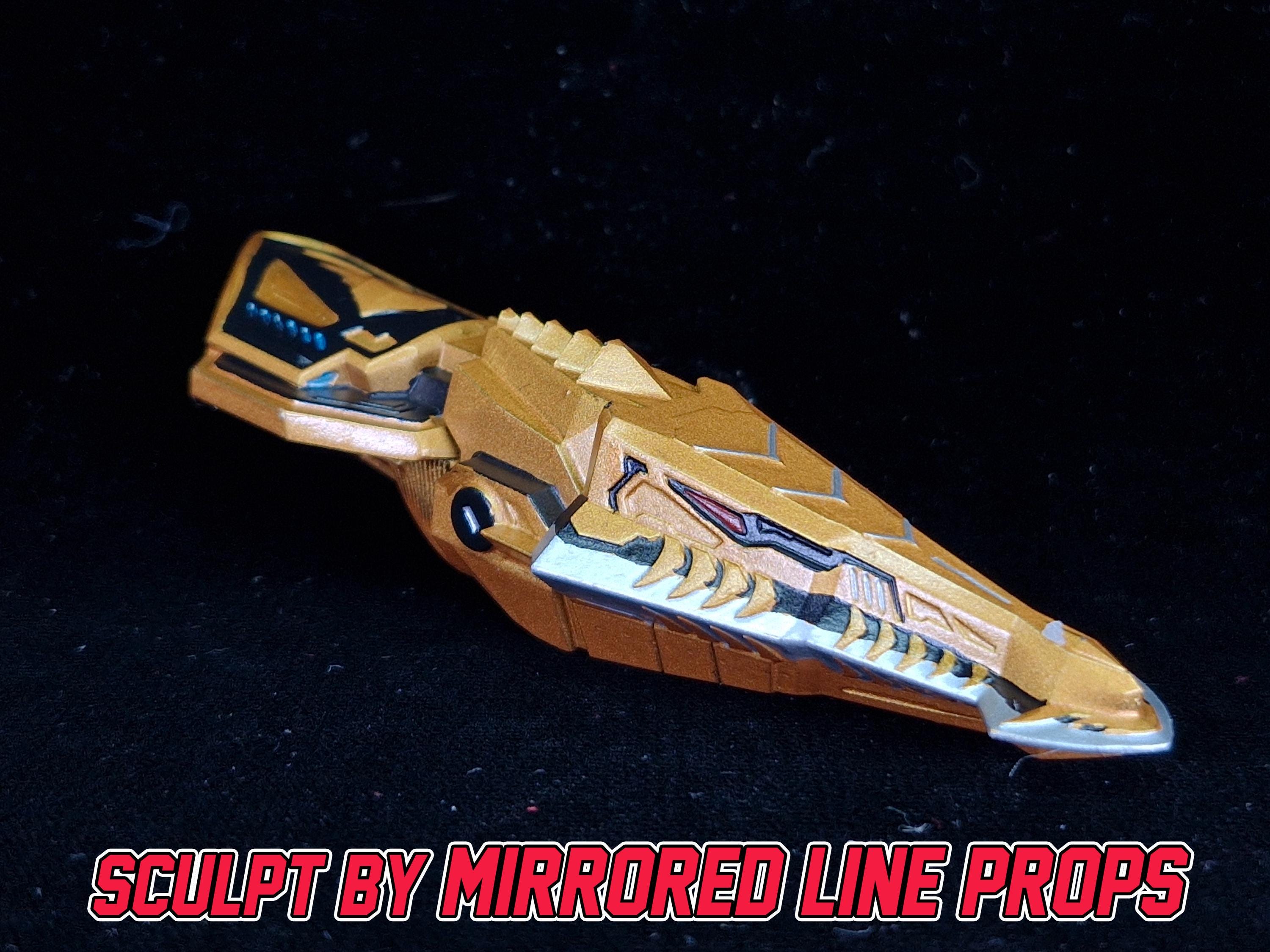 Power Rangers Cosmic Fury - Gold Ranger Conversion Kit | Lightning ...