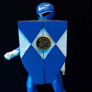 Mighty Morphin Power Rangers Mirror Shield | Lightning Collection ...