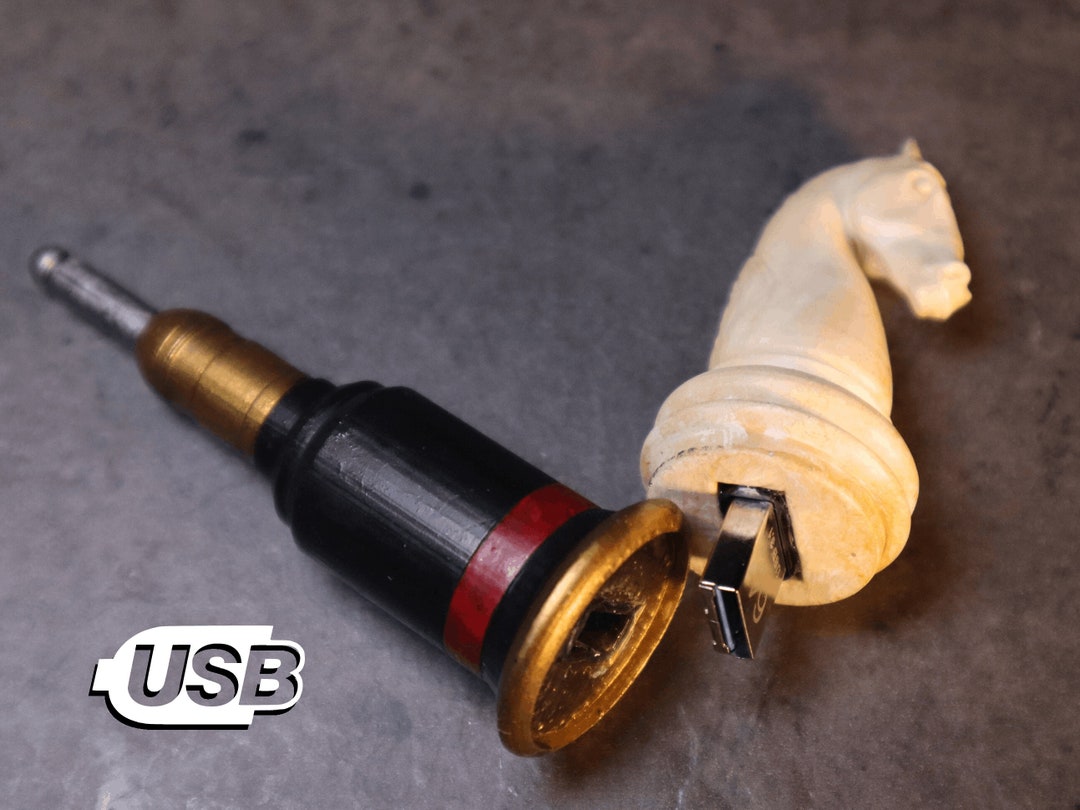 Hand-painted Resident Evil 2 Inspired Chess Key USB 3.1 - Etsy