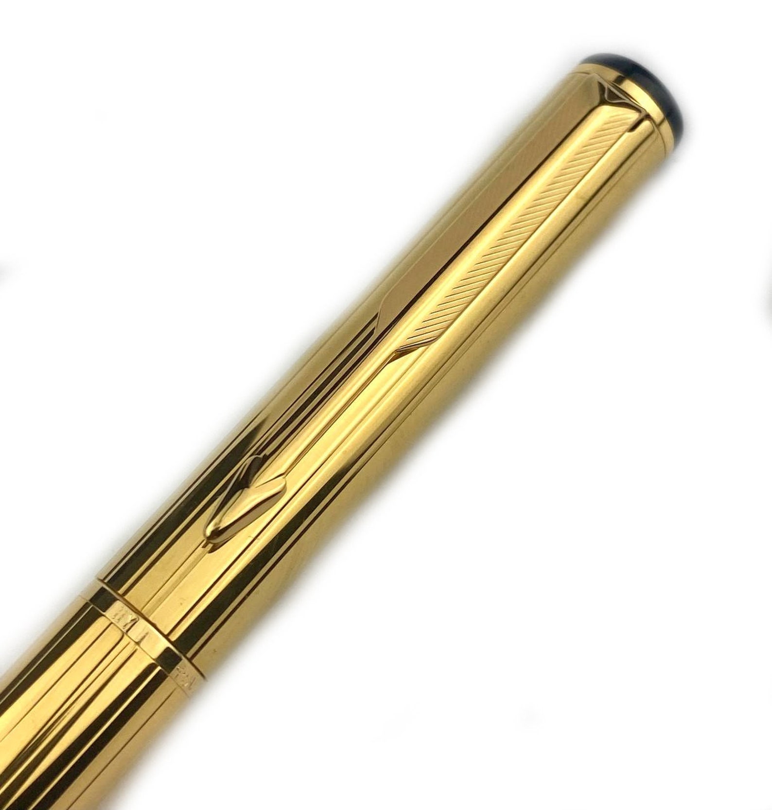 Parker Rialto Fountain Pen - Corinth Gold Plated - Medium - Made in UK ...