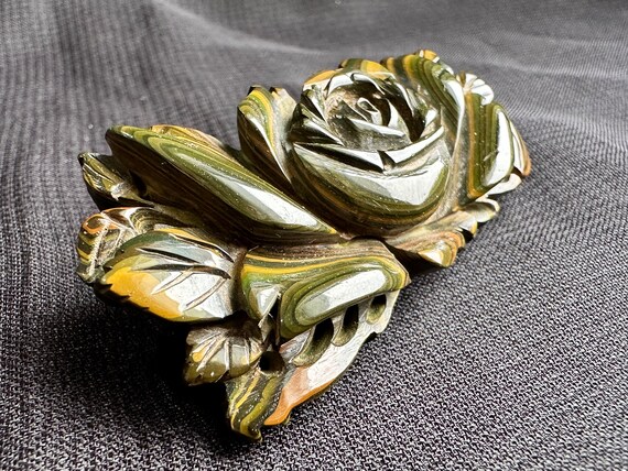 Fabulous 1920s Vintage Art Deco, Hand Carved Bakelite… - Gem