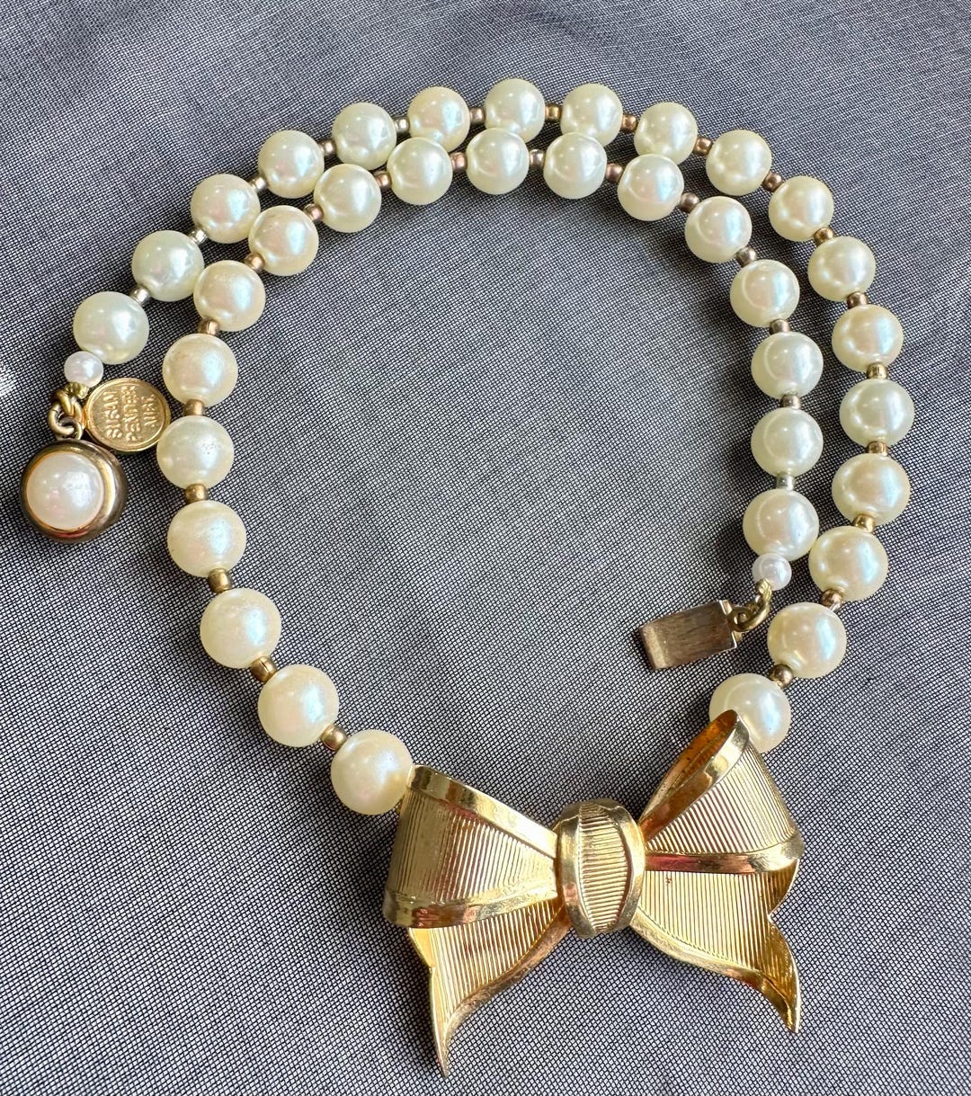 Gorgeous 1980's Vintage Susan Pender Australia, Glossy White Faux Pearl ...