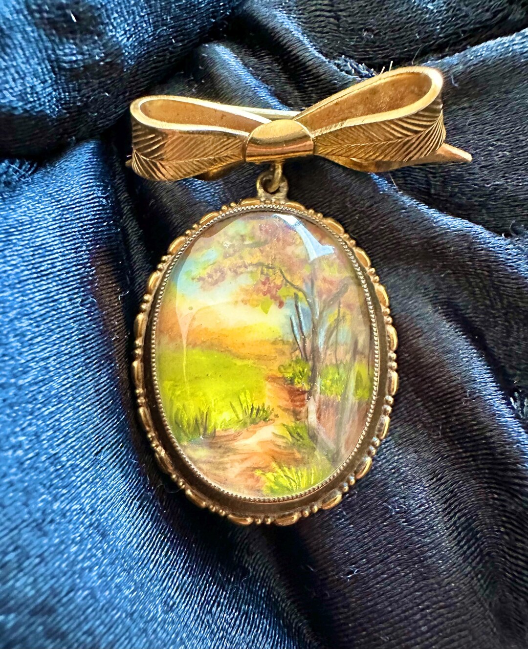 Vintage 1930's Thomas L Mott, Hand Painted Field, Porcelain Brooch in ...