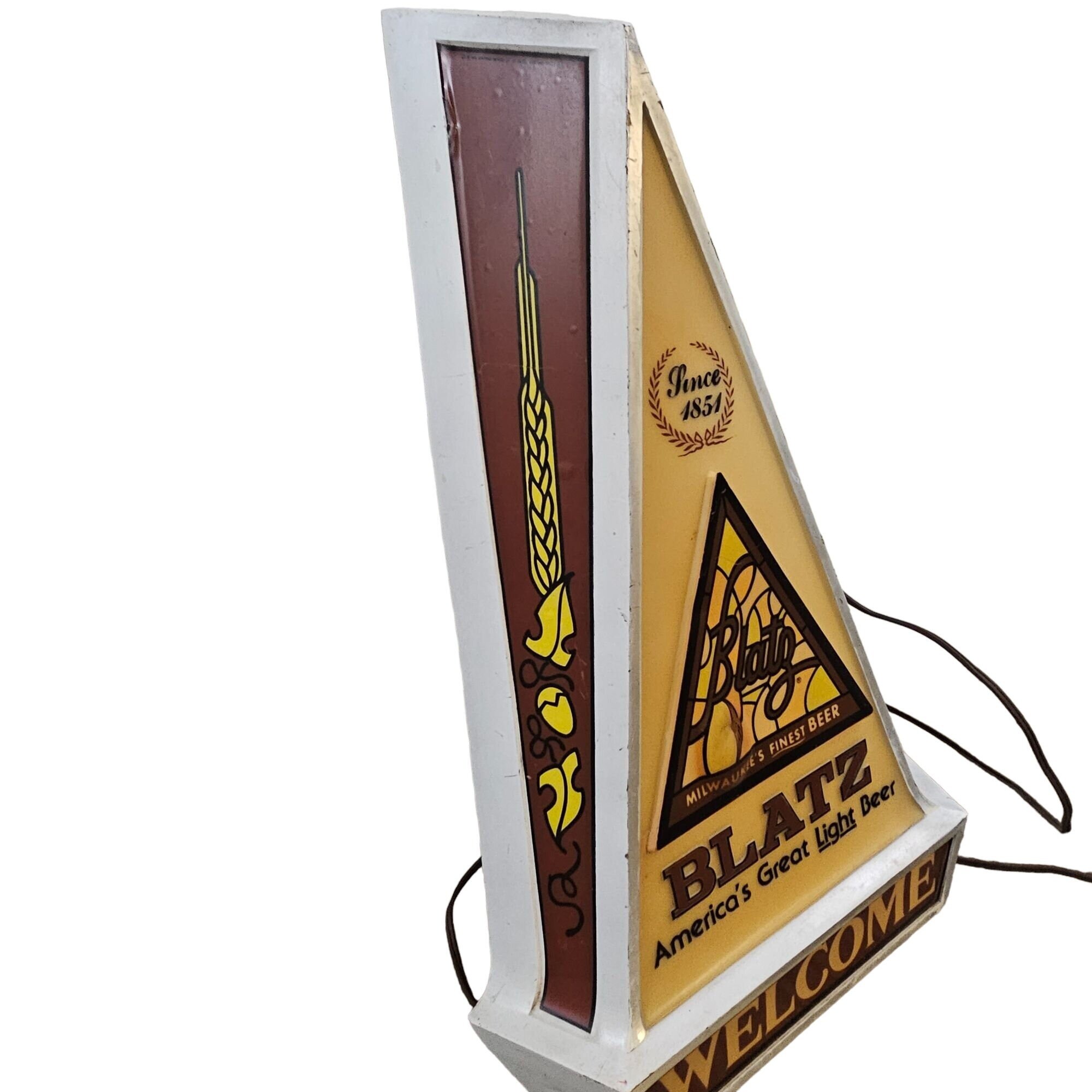 Vintage Blatz Beer Welcome Lighted Sign 1978 Heileman Brewing Man Cave ...