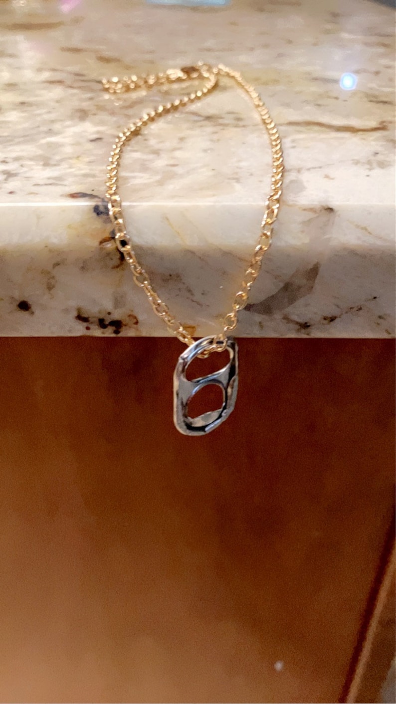 Sarah Cameron’s Necklace From Outer Banks! - Etsy