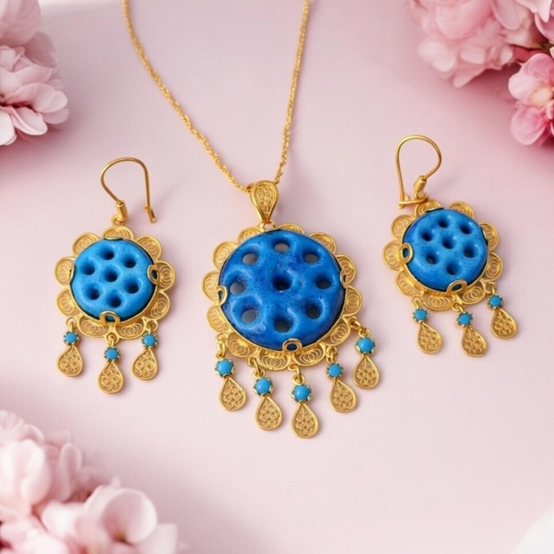 Symbolizing Birth, Renewal and Eight Gates of Paradise Jewelry Set ...