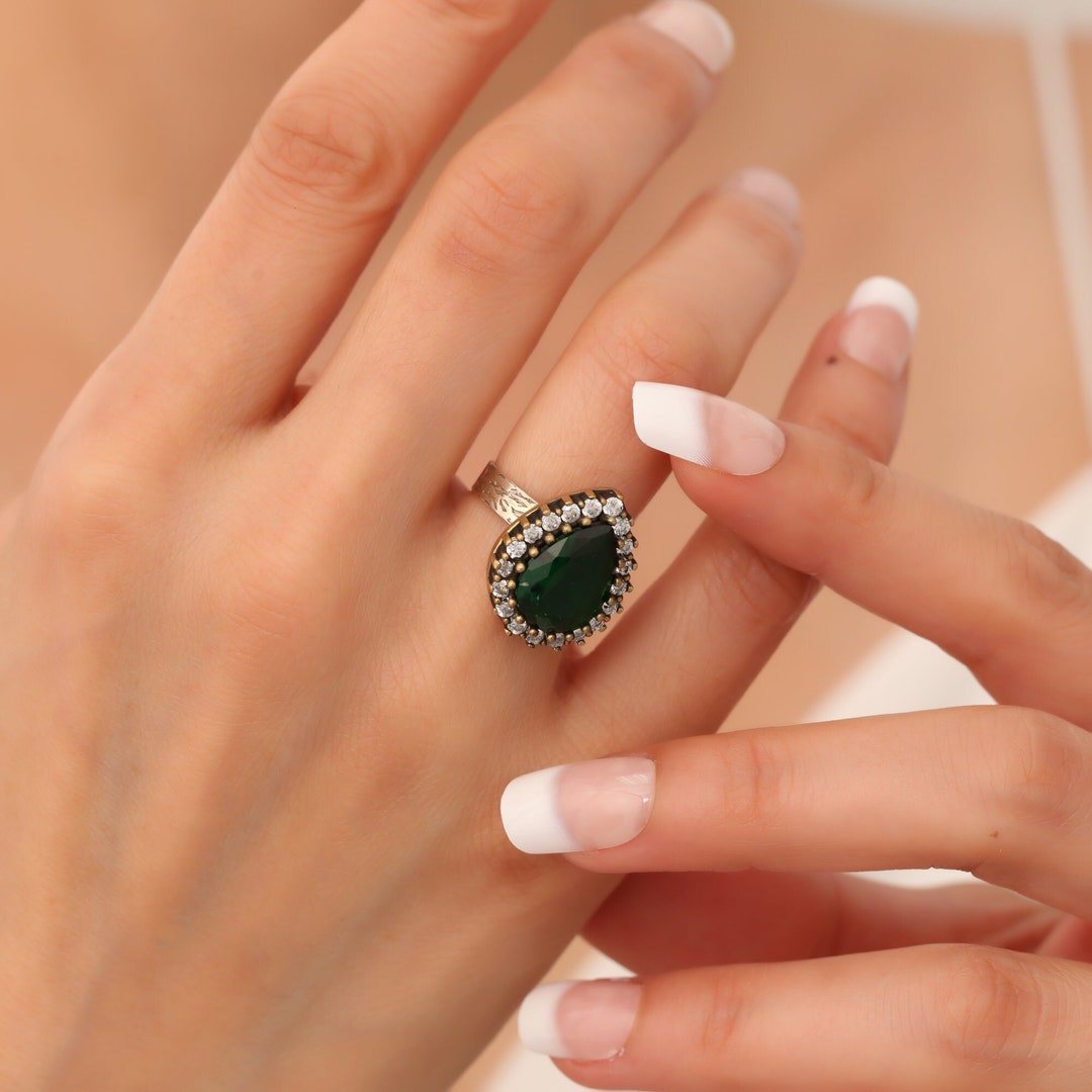Hürrem Sultan Ring Inspired by Magnificent Century With Emerald Green ...