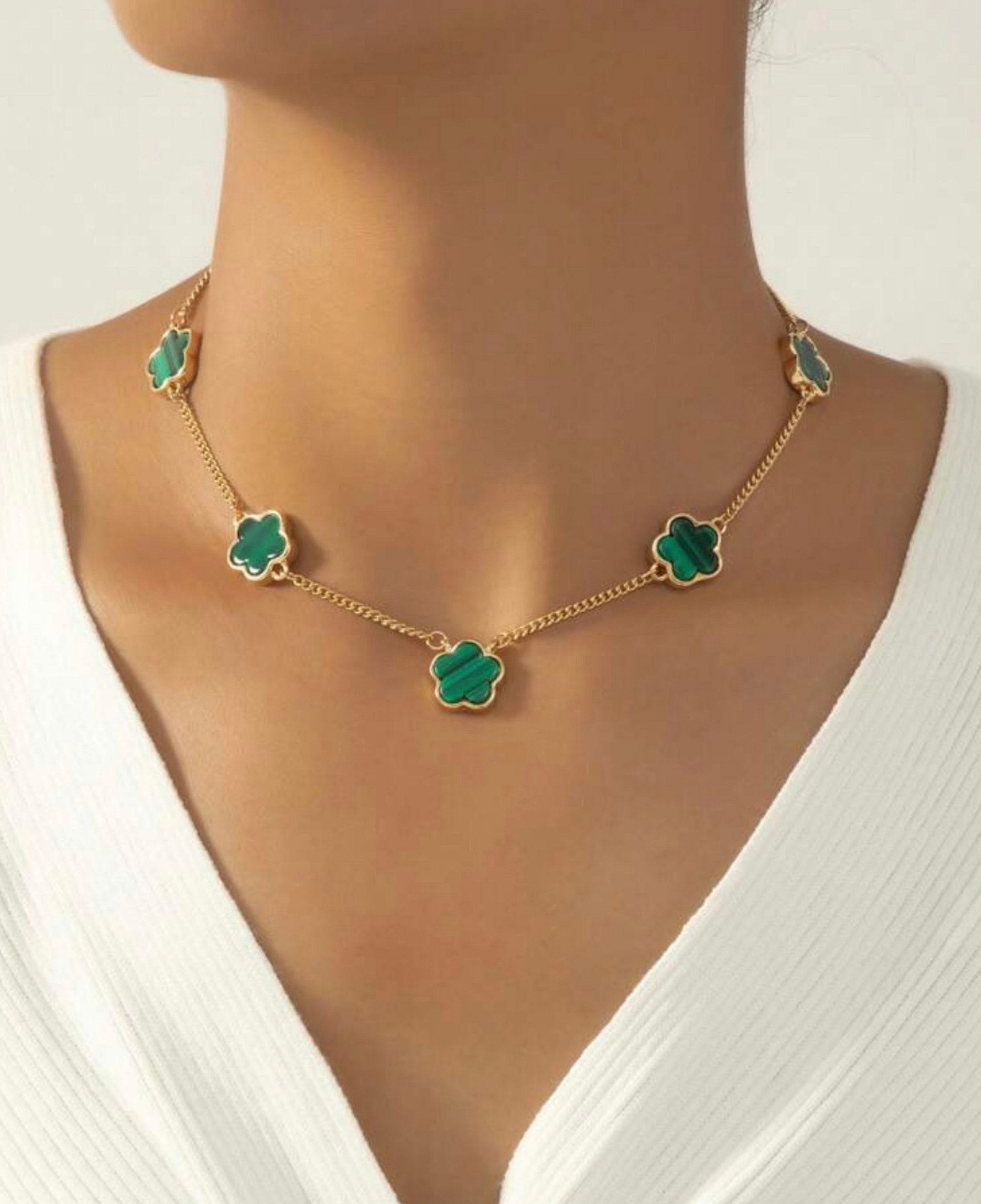 Clover Leaf Emerald Green Gold Necklace - Etsy
