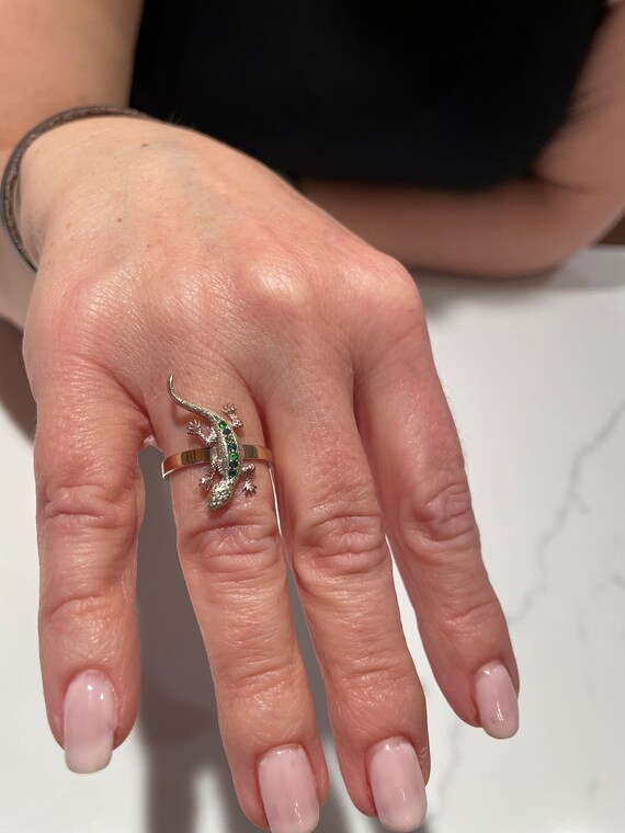 Rare Antique Lizard Ring - Gem