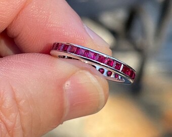 Gold Ruby Eternity Ring - Etsy