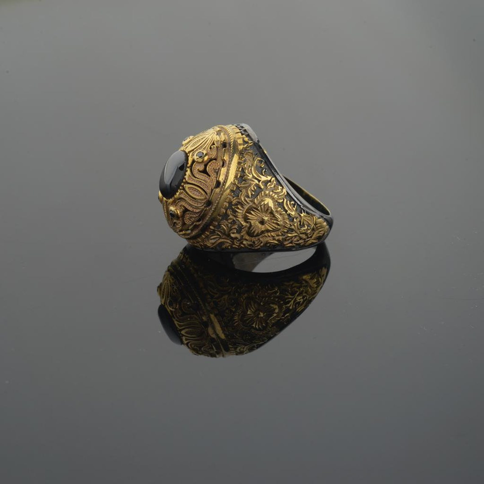 Black Onyx Man Ring Engraved Ring for Man vintage Ring - Etsy