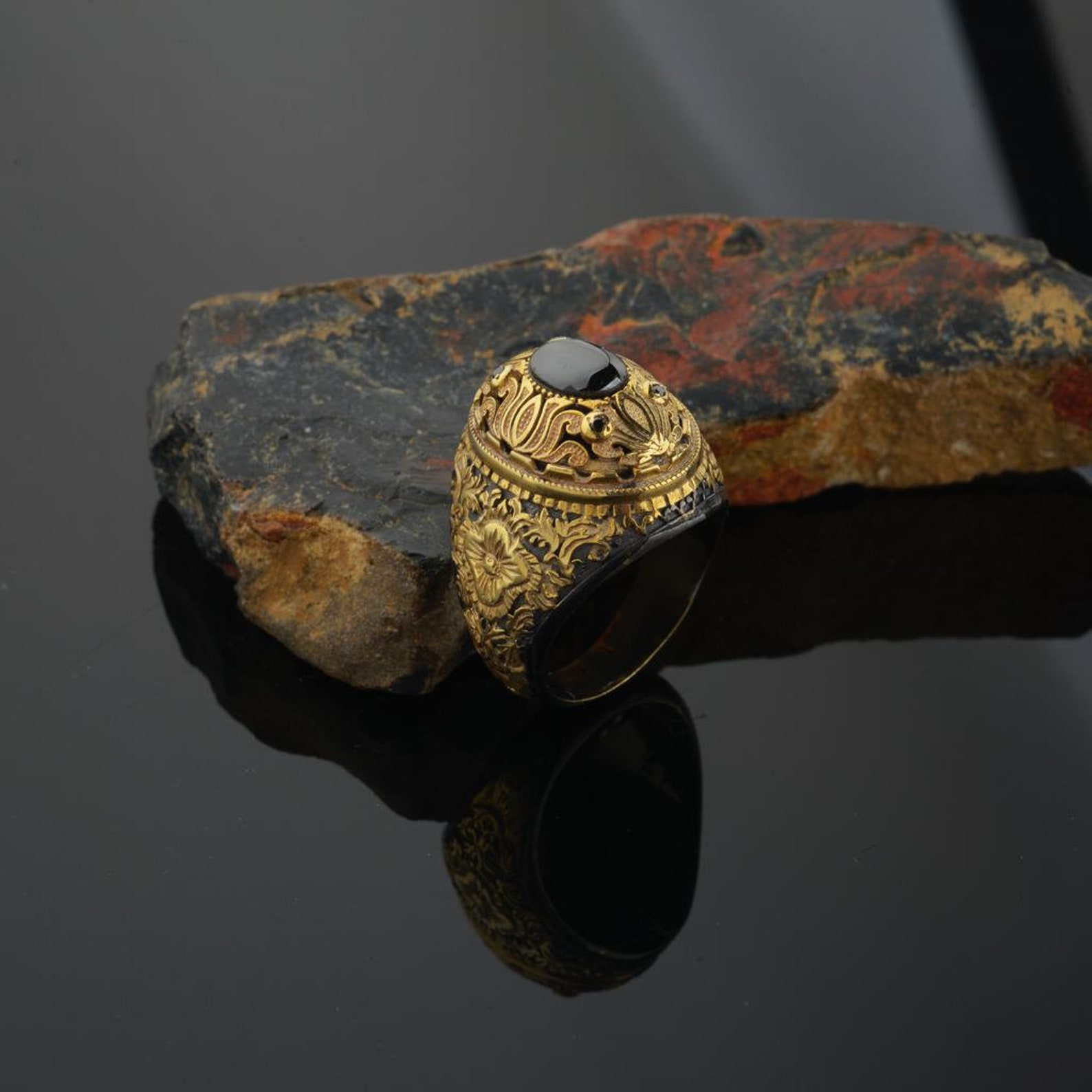 Black Onyx Man Ring Engraved Ring for Man vintage Ring - Etsy