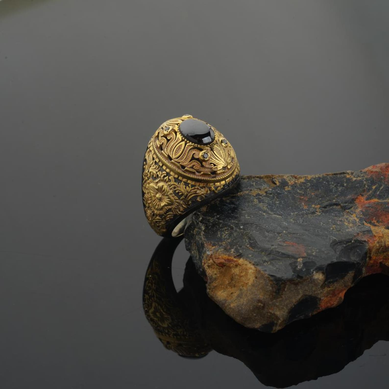 Black Onyx Man Ring Engraved Ring for Man vintage Ring - Etsy
