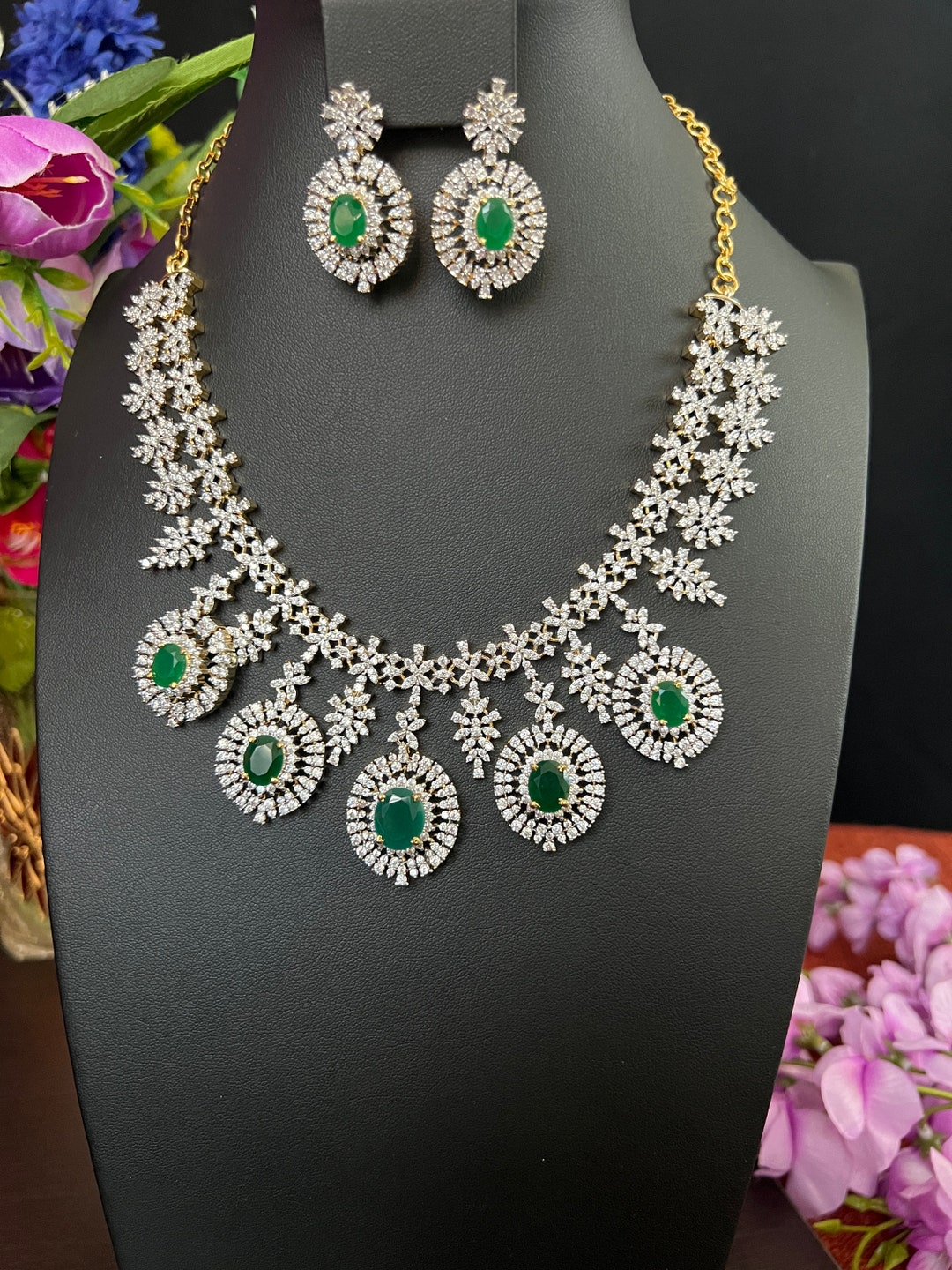 Emerald Green Stone Dimond Finish/premium Quality/necklace With Earring ...