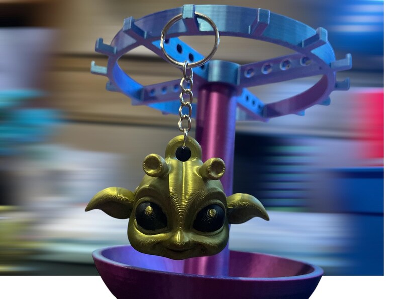 Alien Head Keychain 3D Articulated Ears - Etsy