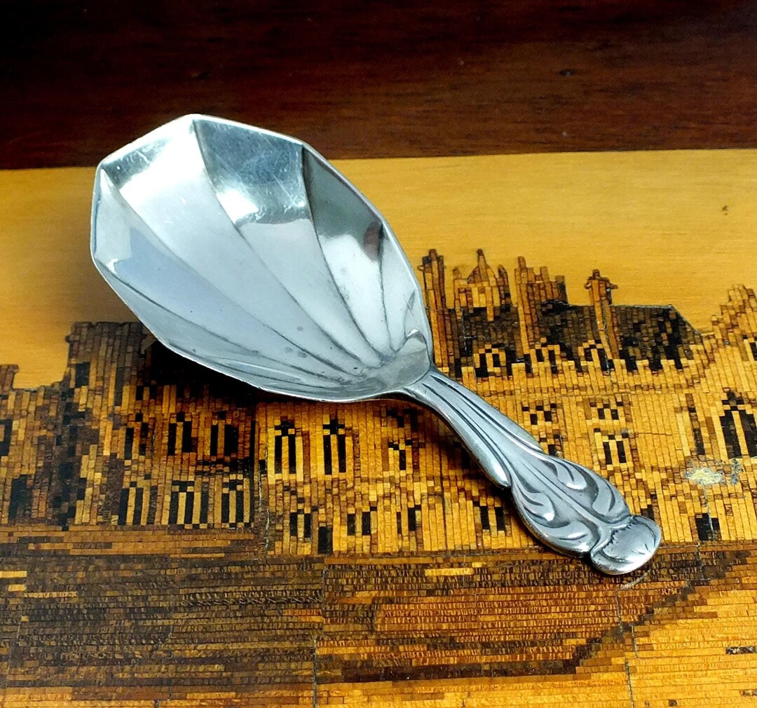 Art Deco Solid Silver Tea Caddy Spoon With Angular Shell Form Bowl ...