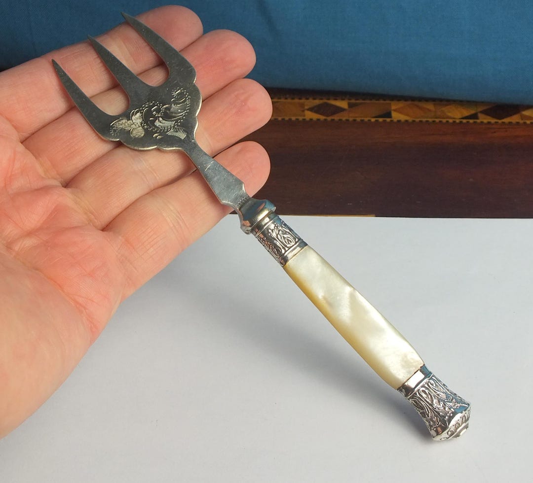 Antique MOP / Mother of Pearl Handle Cutlery - Forks Butter Spreader ...