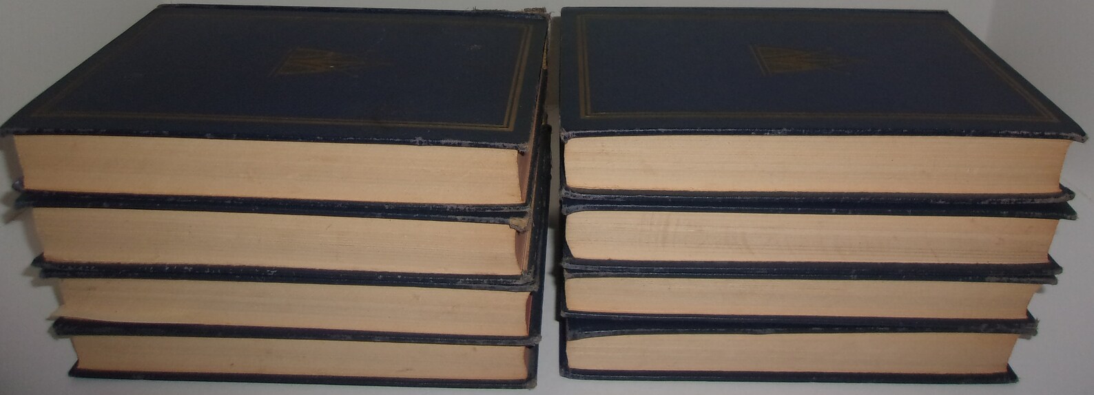 Set of 8 the World's Popular Classics Art-type Edition,pride and ...