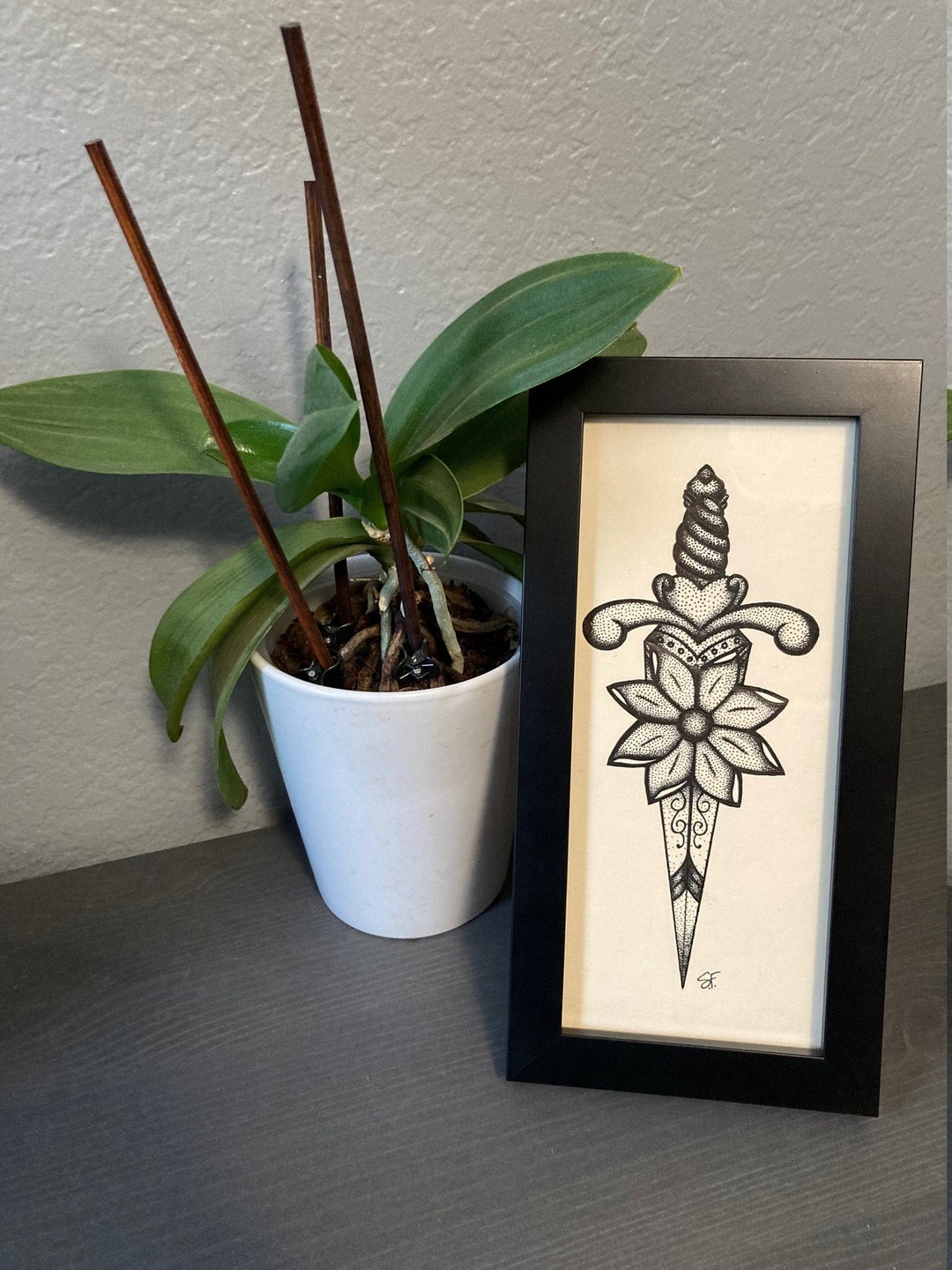 Stipple Tattoo Flash Dagger - Etsy