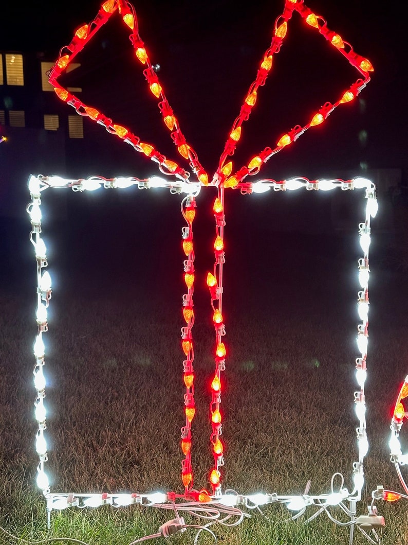 Large Wireframe Outdoor 4ft Tall Christmas Gift Present - Etsy