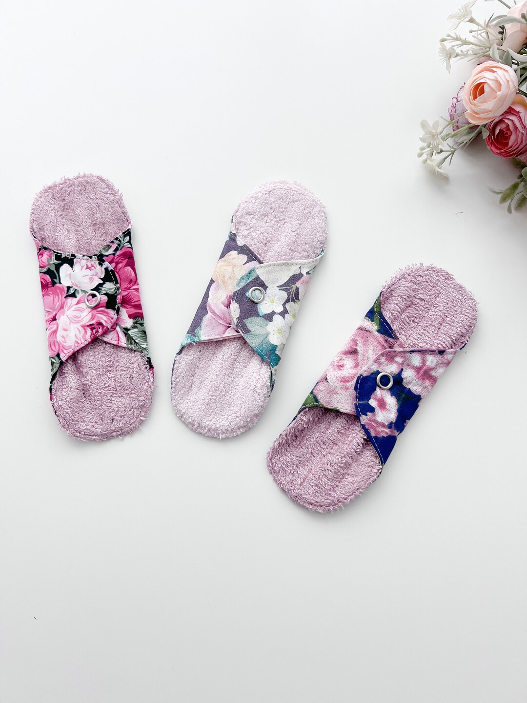 Starter Pack of 3 Floral Menstrual Pads, Waterproof Menstrual Sanitary ...