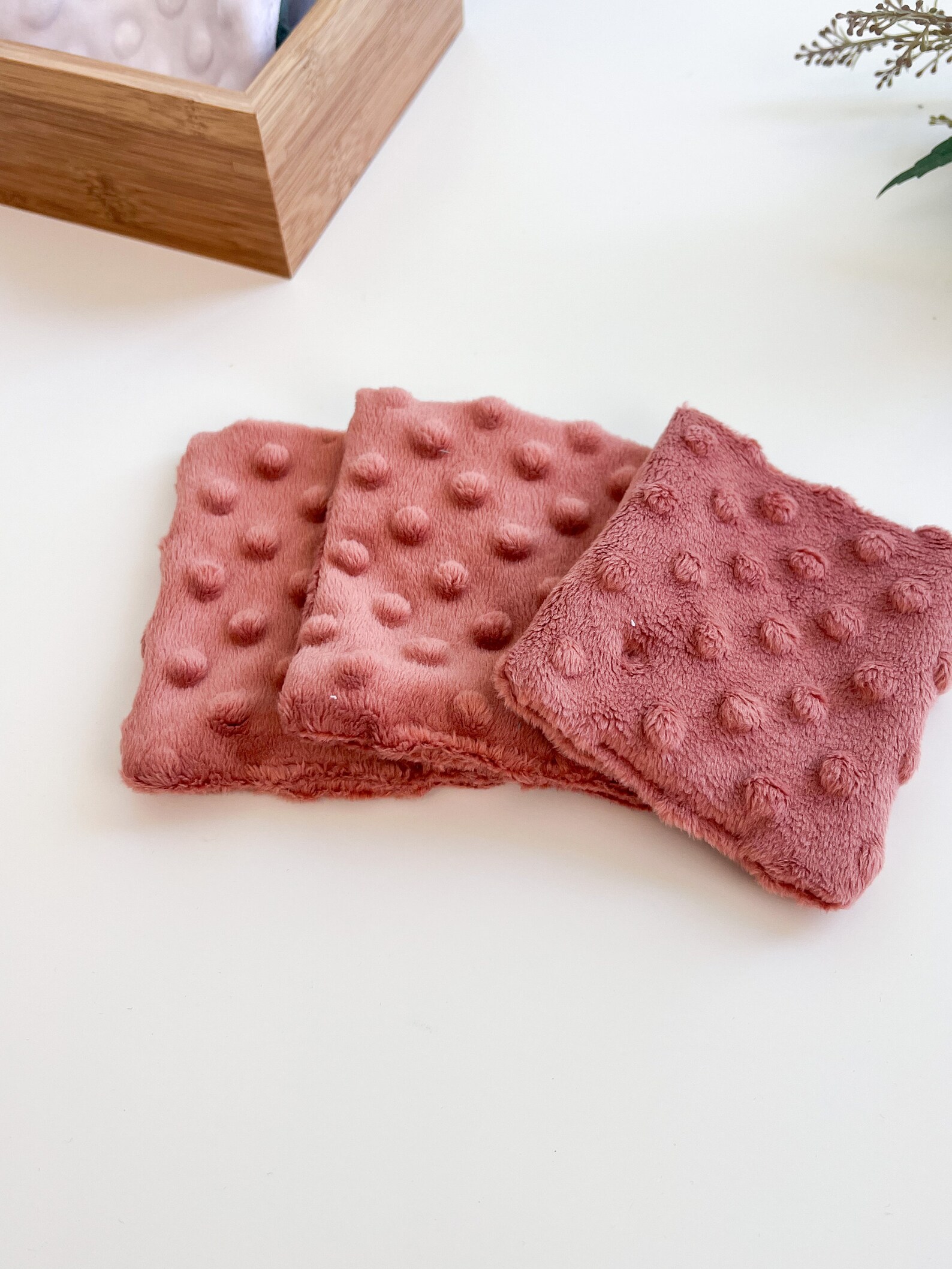 Face Rounds, Facial Cleansing Fleece Micro Sponge, Makeup Remover Wipes ...