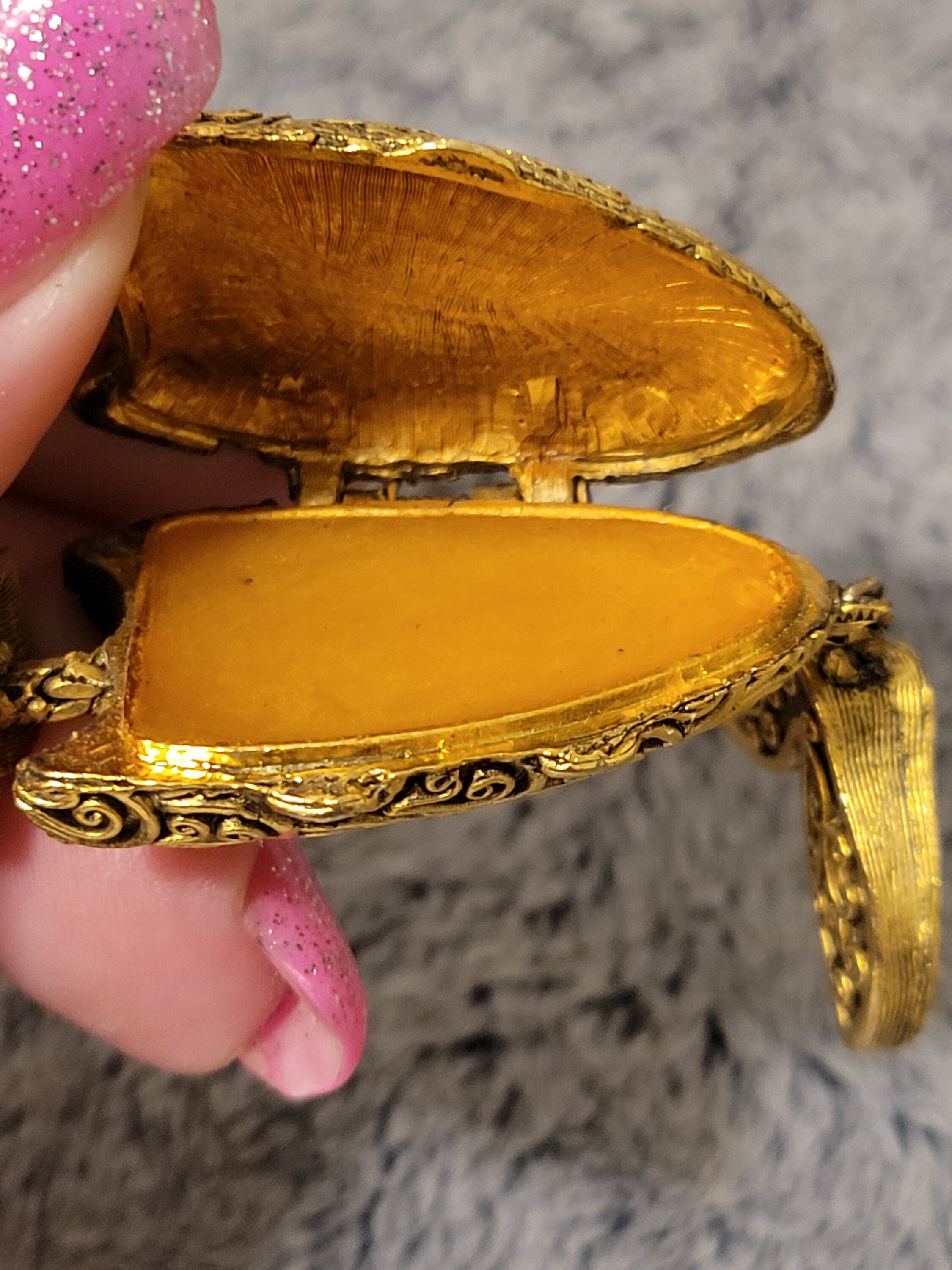 Vintage 1970s Rare Vintage Blasé Max Factor Solid Perfume Locket - Etsy