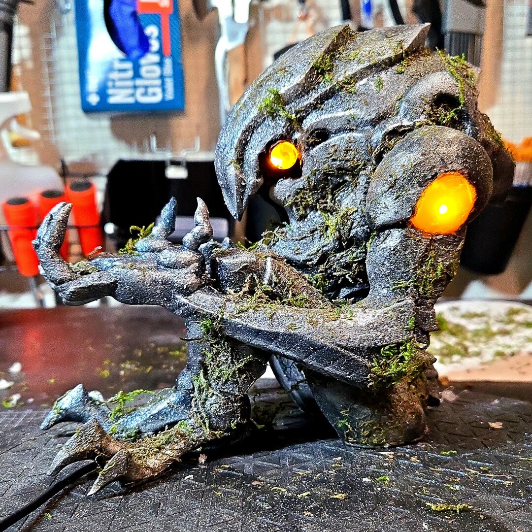 Bespoke Metroid Dread Chozo Statue: Stone Textured With Moss and LED ...