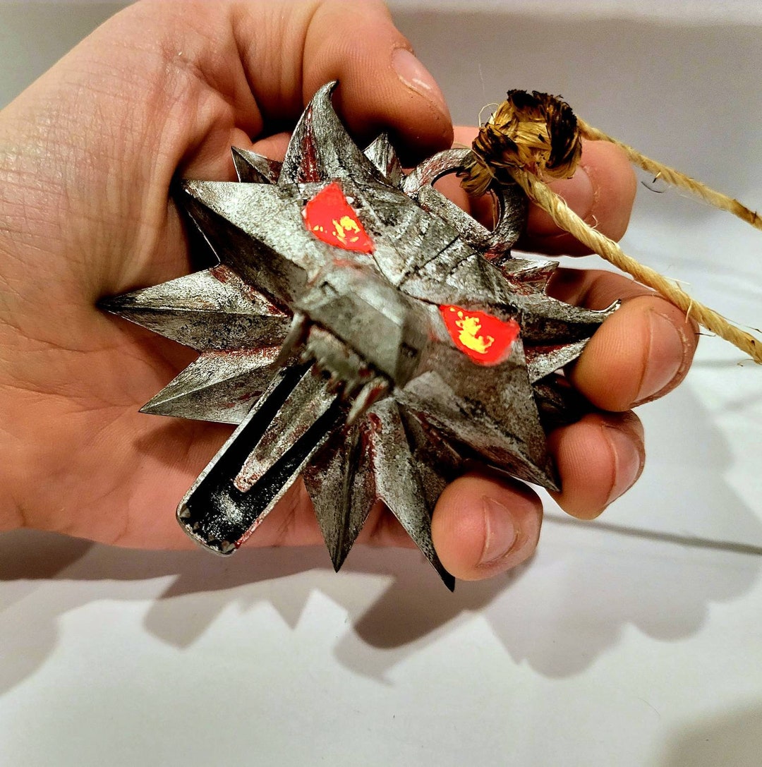 The Witcher Wolf Medallion Glowing LED Pendant - Etsy