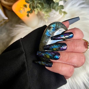 LABRADORITE Press on Nails | HAND-PAINTED | Crystal Nails | Labradorite ...