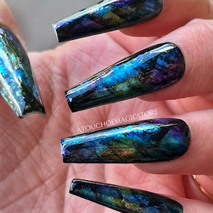 LABRADORITE Press on Nails | HAND-PAINTED | Crystal Nails | Labradorite ...