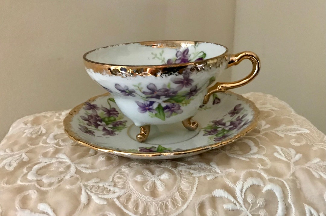 Vintage 3 Footed Tea Cup and Saucer With Gold Trim and Violets. - Etsy