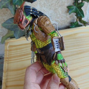 Predator Dark Horse Comics Series Golden Angel Action Figure, 1996 PREDATOR: 1718 Anthology ...