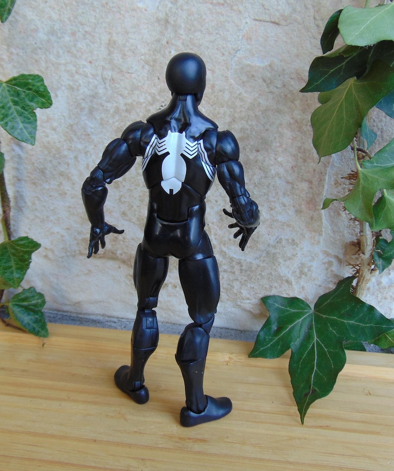 Spider-man Comics Collection Secret Wars Black Costume Spiderman (venom ...