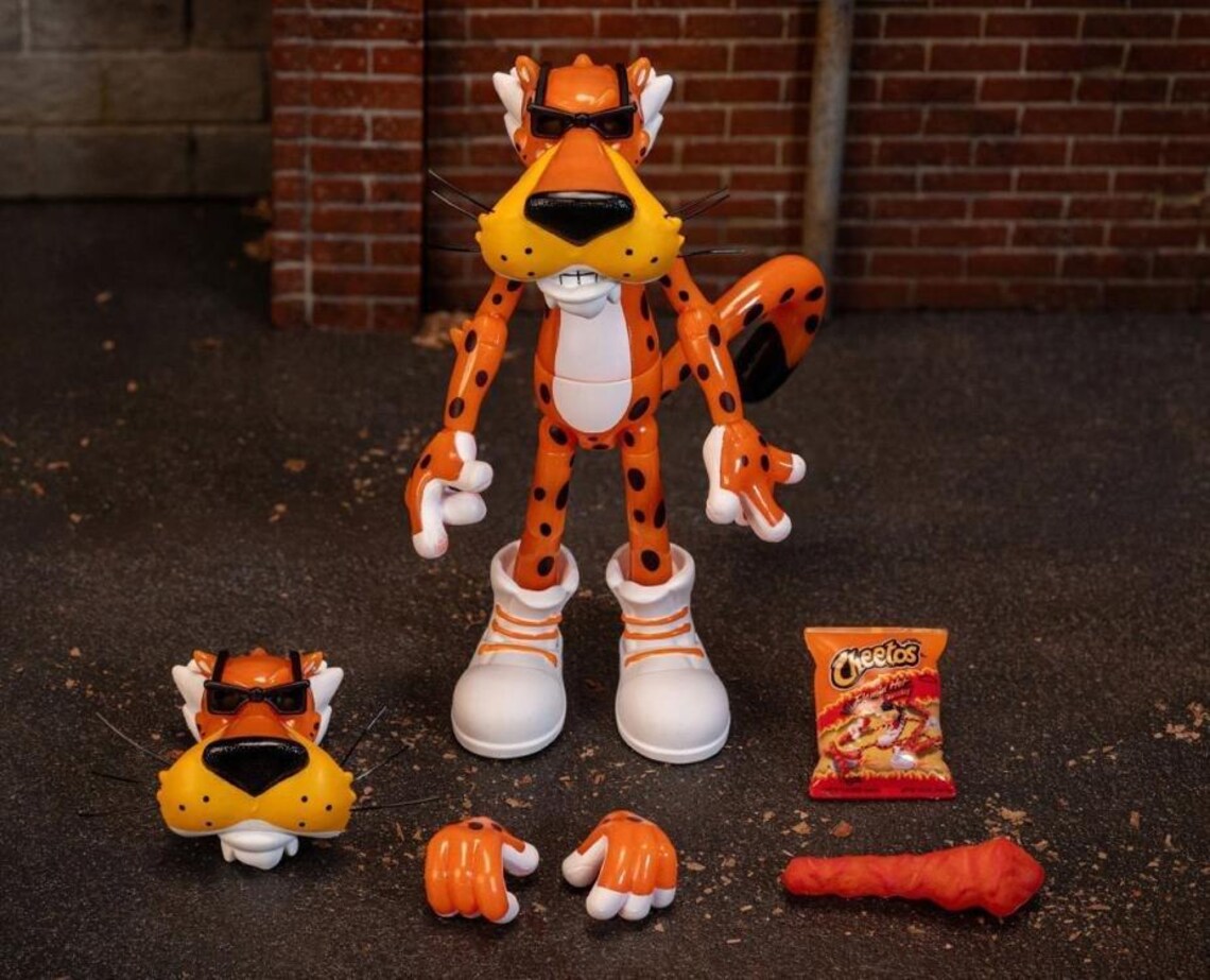 Classic Chip Mascot Chester Cheetah Glow-in-the-dark Action Figure ...