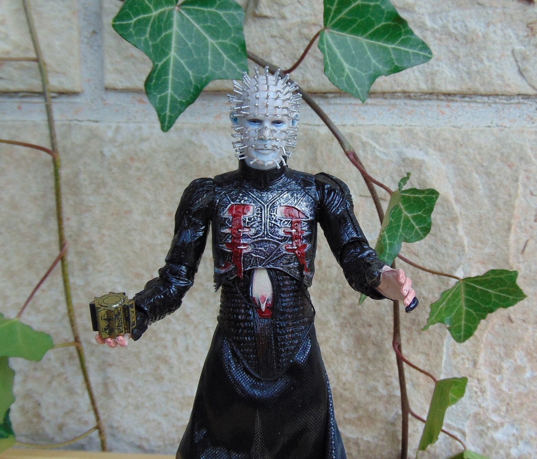 1987 Hellraiser Movie PINHEAD 7 Inch Action Figure W/ Puzzle - Etsy