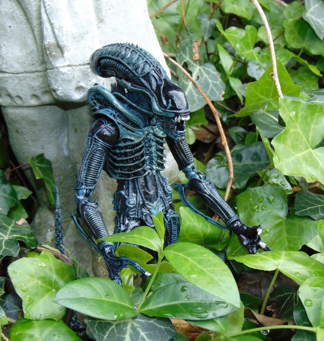 1986 ALIENS Movie Ultimate XENOMORPH Warrior 9 Inch Action Figure (blue ...