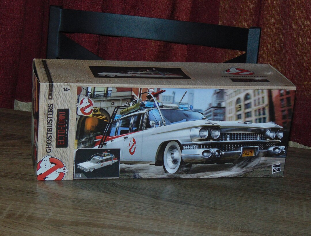 1984 Ghostbusters Movie Ecto 1 Ambulance Hearse Car Plasma Action ...