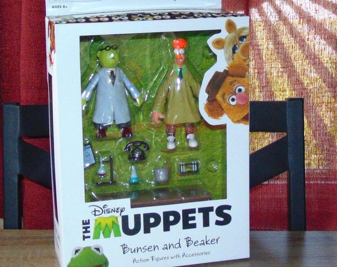 The Muppets Show Bunsen Honeydew and Beaker Action Figure Playset With ...